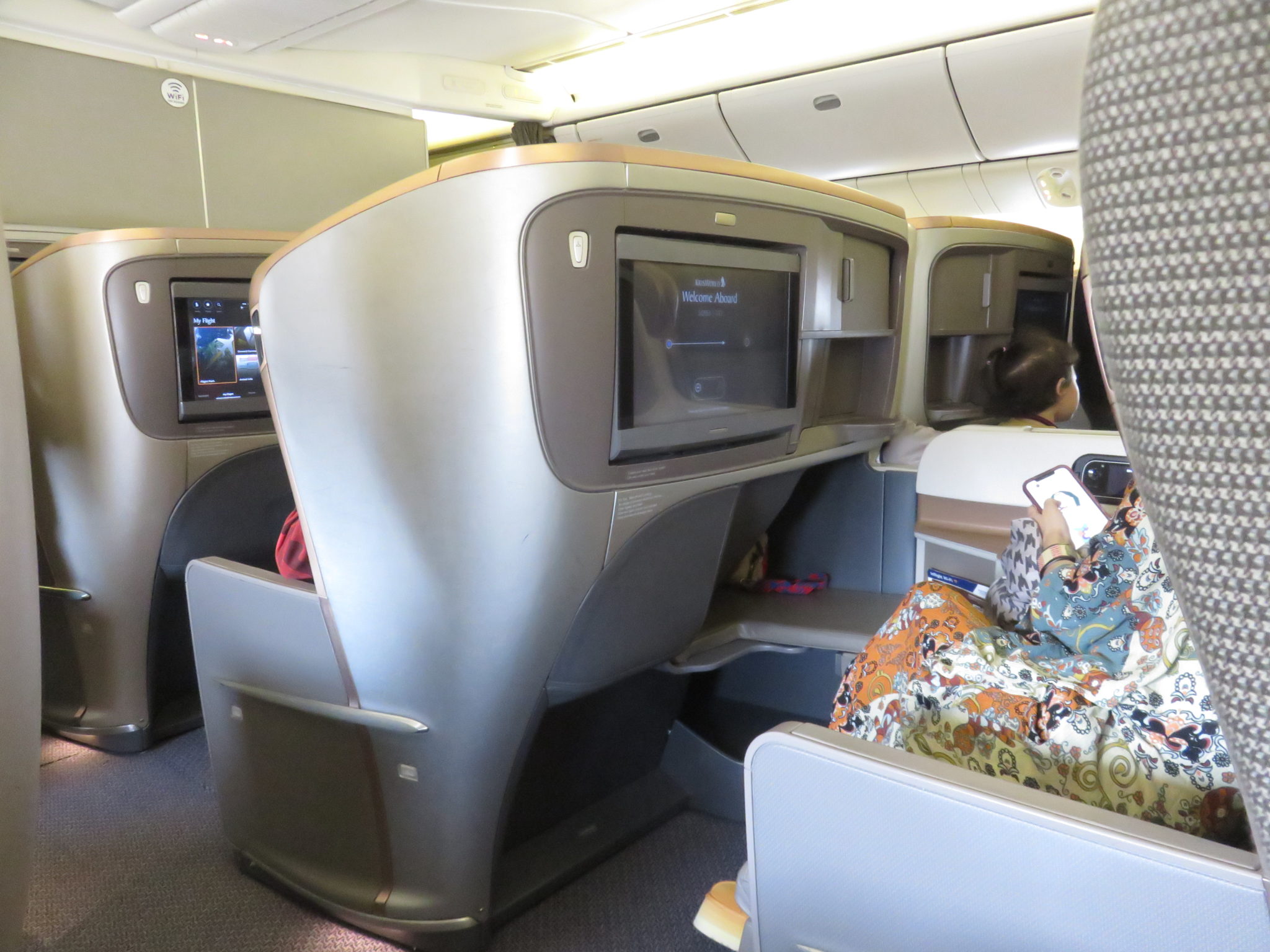 【シンガポール】新型B777-300ER（SQ）でチャンギ国際空港へ。Silver Kris LoungeやJewelを満喫し、A350 ...